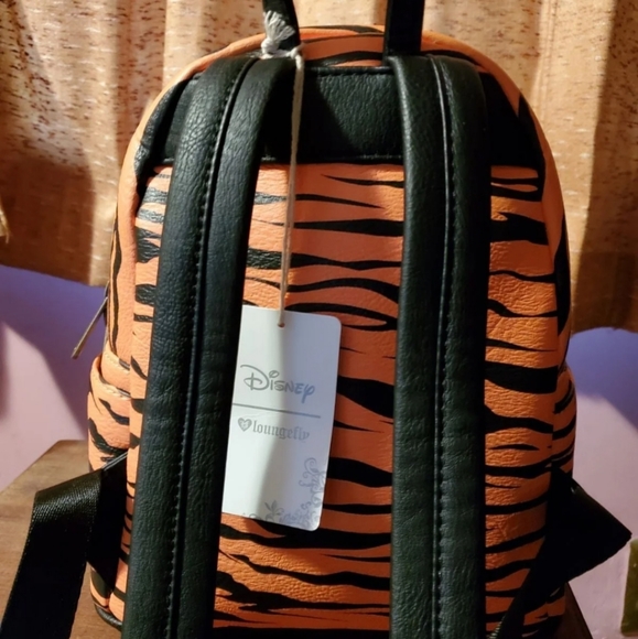 Loungefly | Bags | Tigger Loungefly Backpack Original Loungefly Logo ...